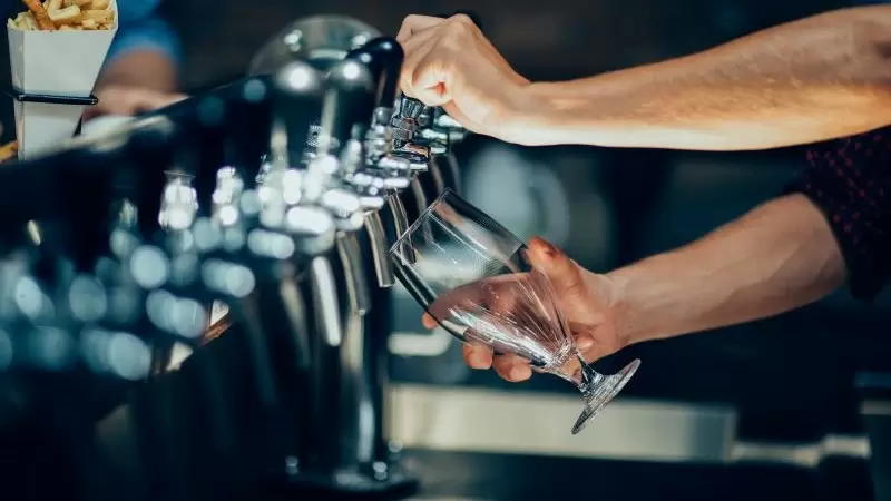 Beer & Bar Service